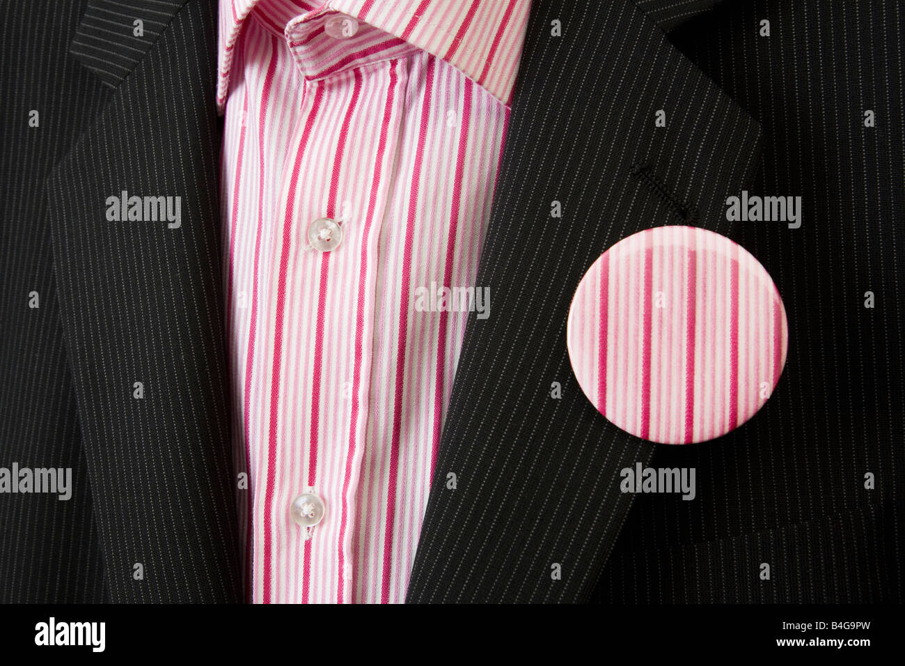 Person wearing a badge hi-res stock photography and images - Alamy