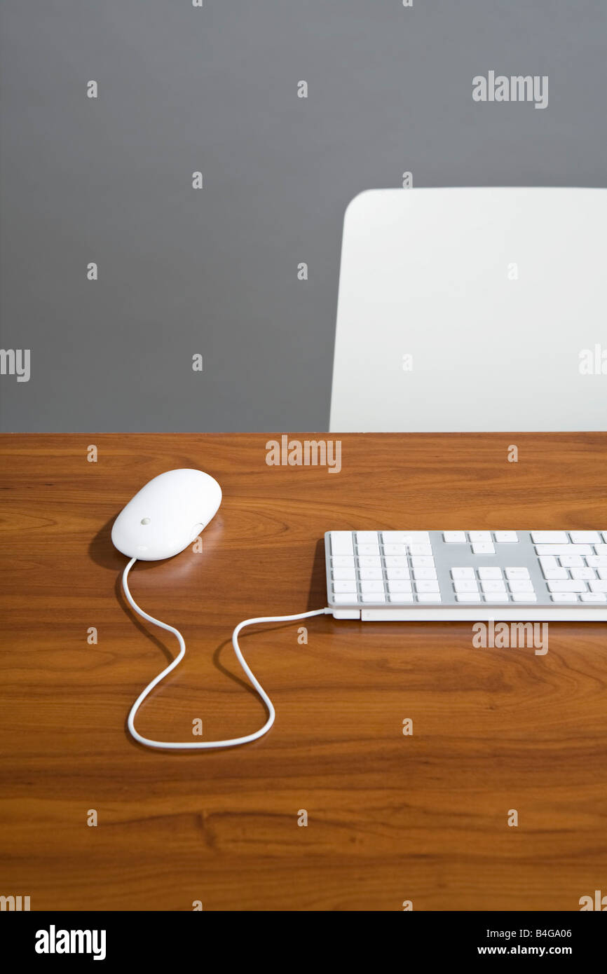 A computer keyboard and computer mouse Stock Photo - Alamy