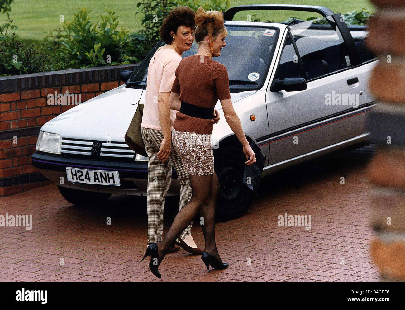Sarah Lancashire Actress with actress Sherrie Hewson Stock Photo - Alamy Sarah Lancashire Actress with actress Sherrie Hewson Stock Photo - Alamy