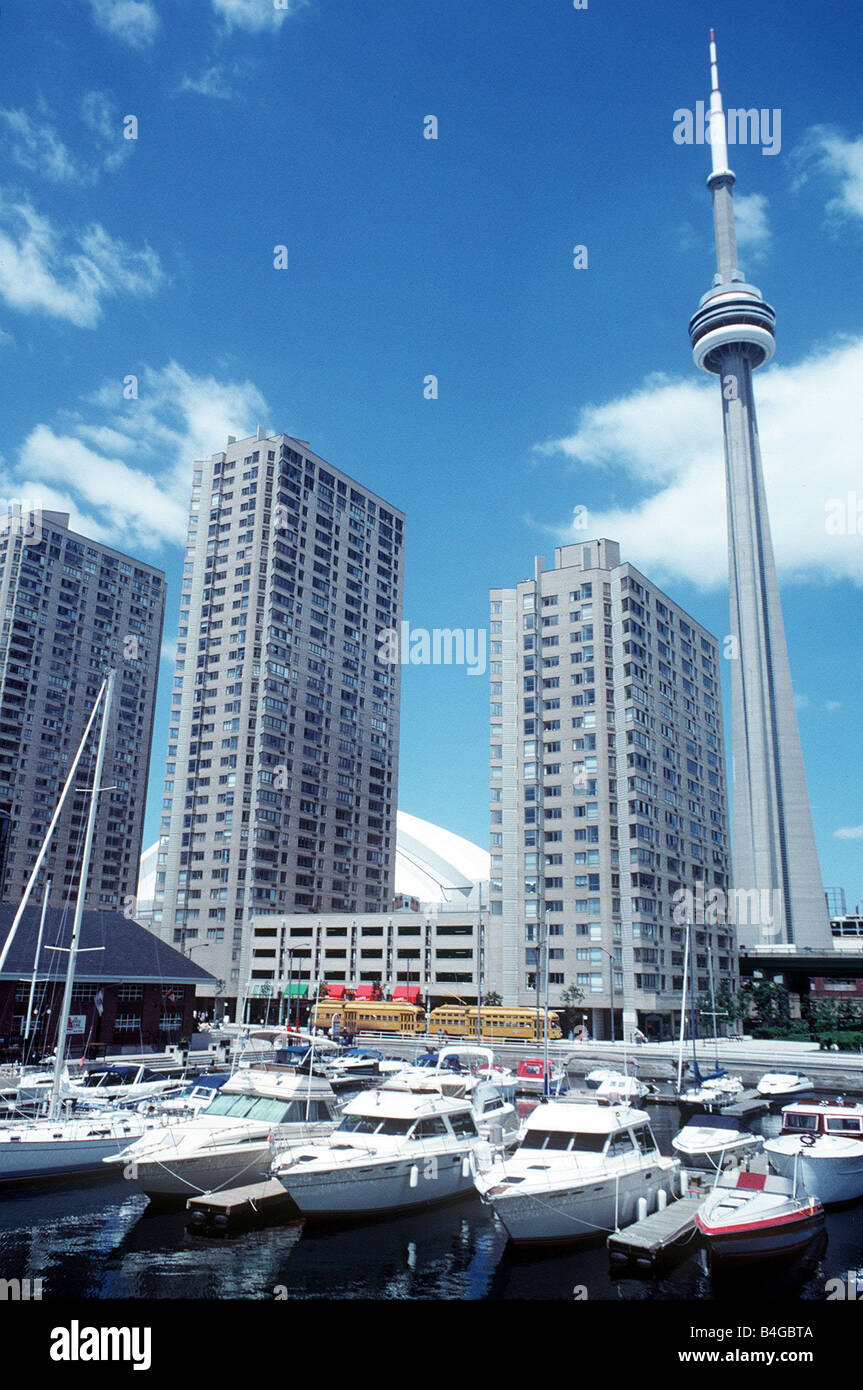 Cnn tower toronto hi-res stock photography and images - Alamy