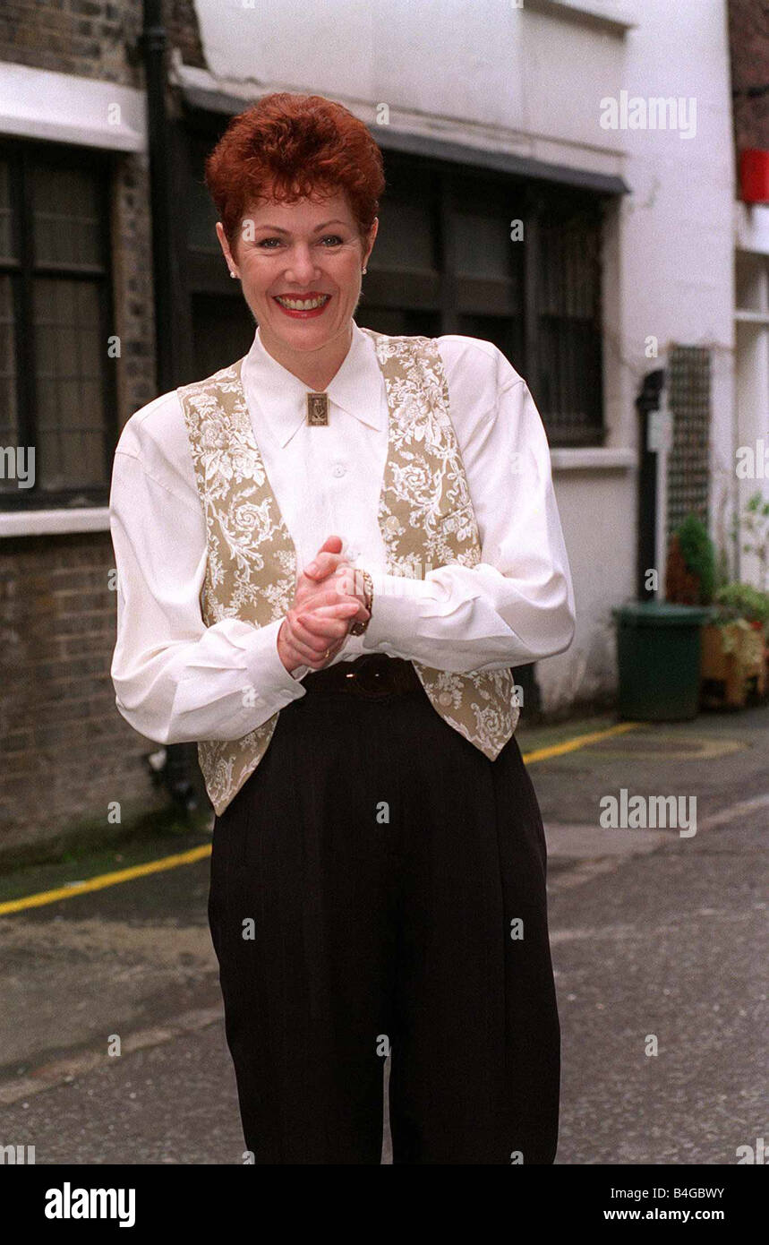 Lynn redgrave hi-res stock photography and images - Alamy