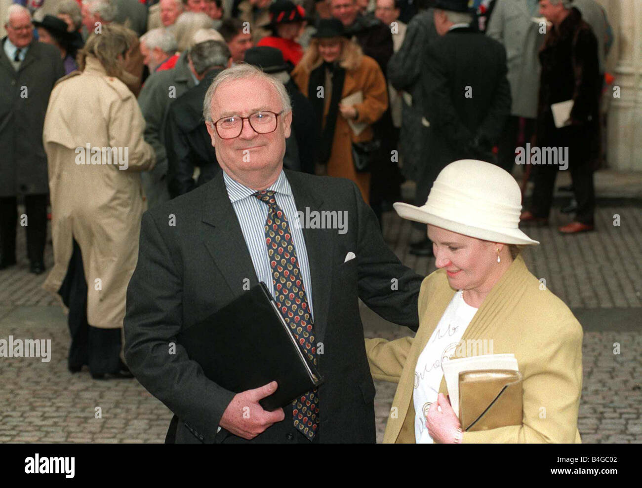 Edward woodward actor hi-res stock photography and images - Alamy