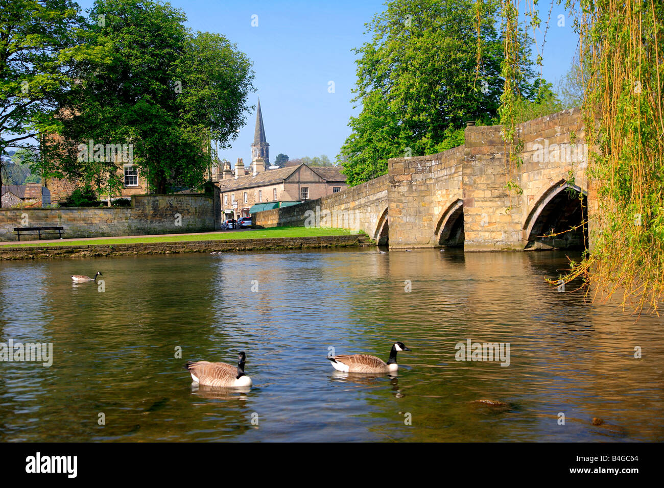 Stonebridge River Wye Bakewell Town Peak District National Park ...