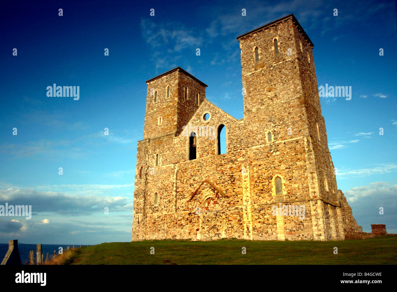 Reculver towers hi-res stock photography and images - Alamy