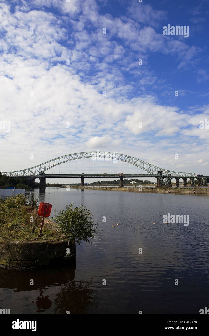 Runcorn suspension bridge hi-res stock photography and images - Alamy