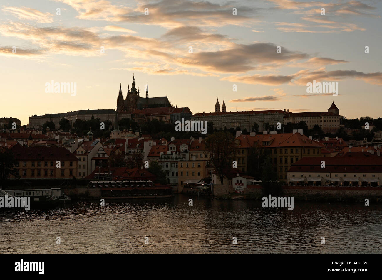 Prague sunset over castle and Little Quarter from Charles bridge Stock ...
