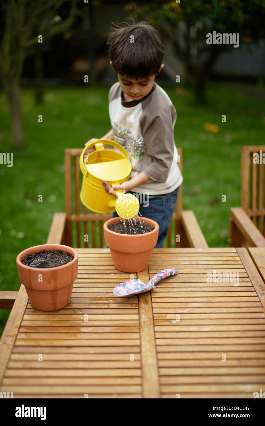 Waters pots hi-res stock photography and images - Alamy