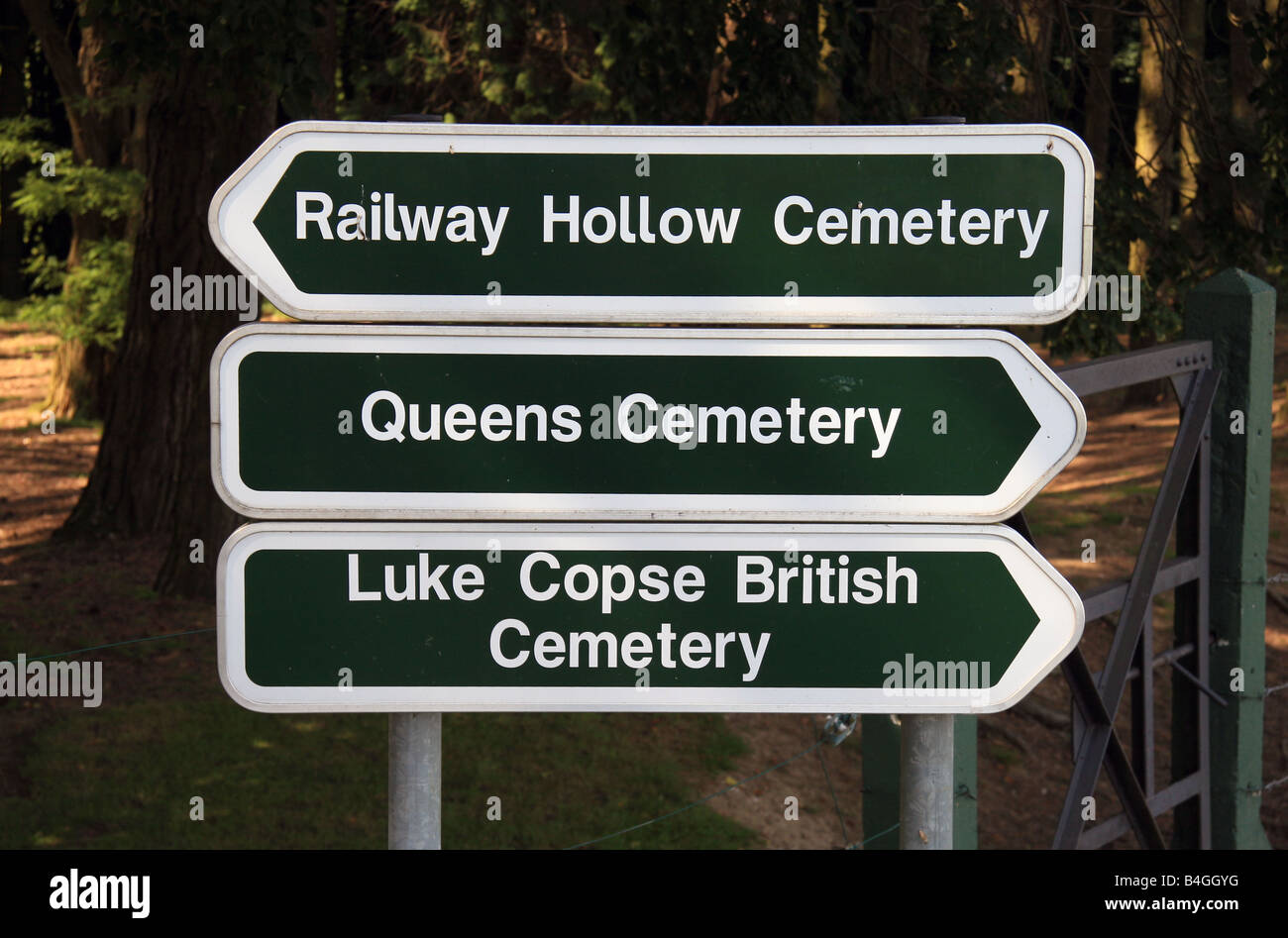 Commonwealth war graves commission cwgc hi-res stock photography and ...