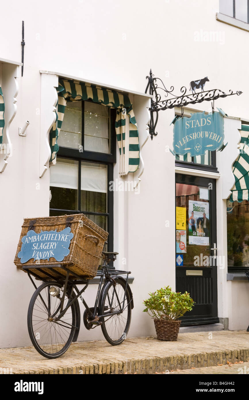Butcher shop delivery hi-res stock photography and images - Alamy