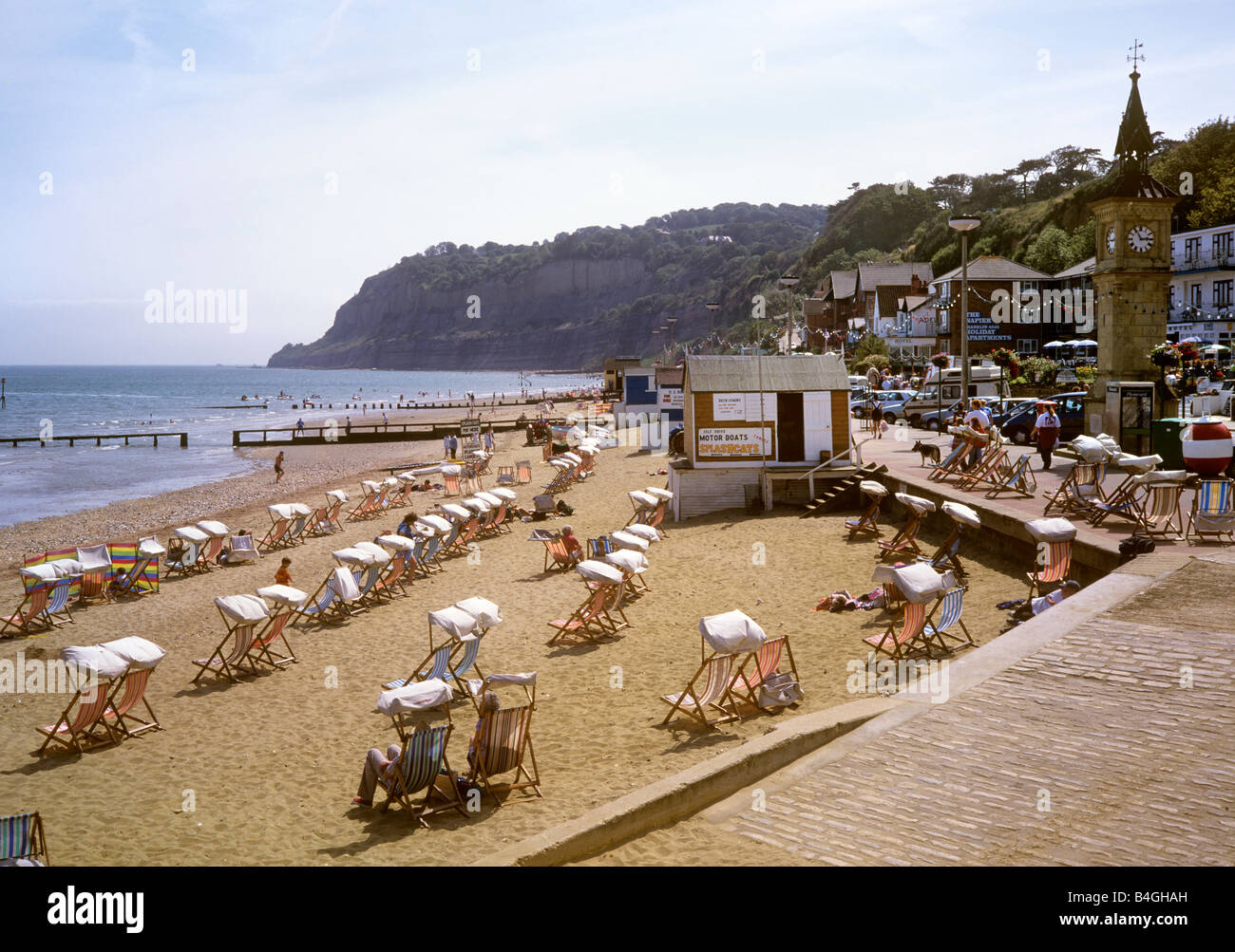 Shanklin beach seafront isle wight hi-res stock photography and images ...