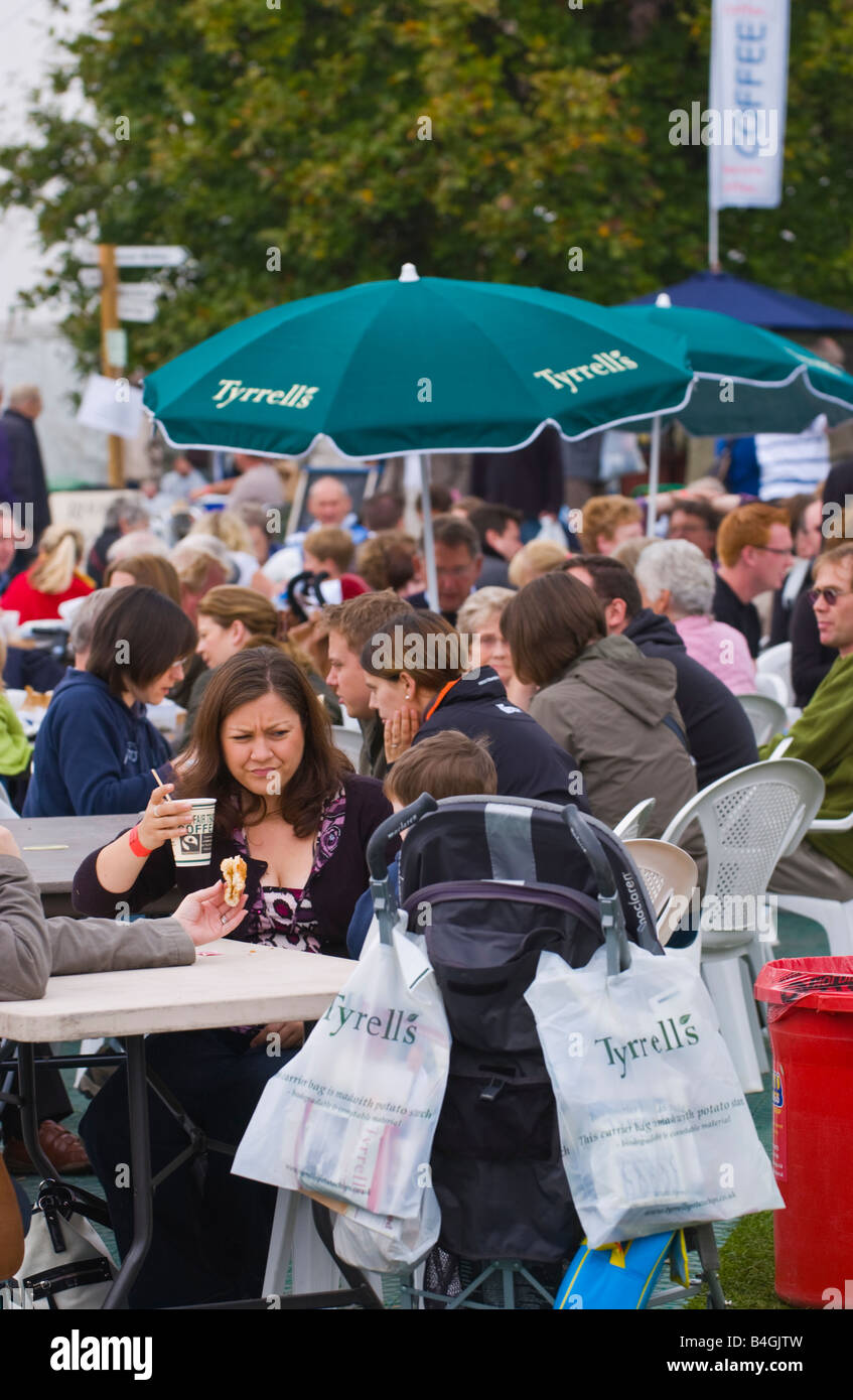 Ludlow food and drink festival hi-res stock photography and images - Alamy