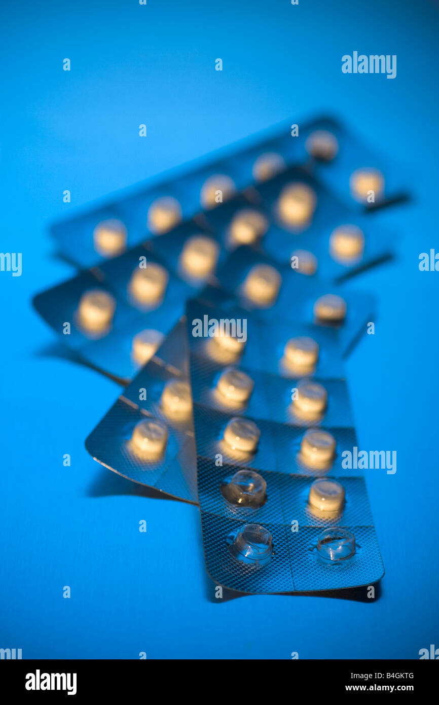 Medicine strip hi-res stock photography and images - Alamy