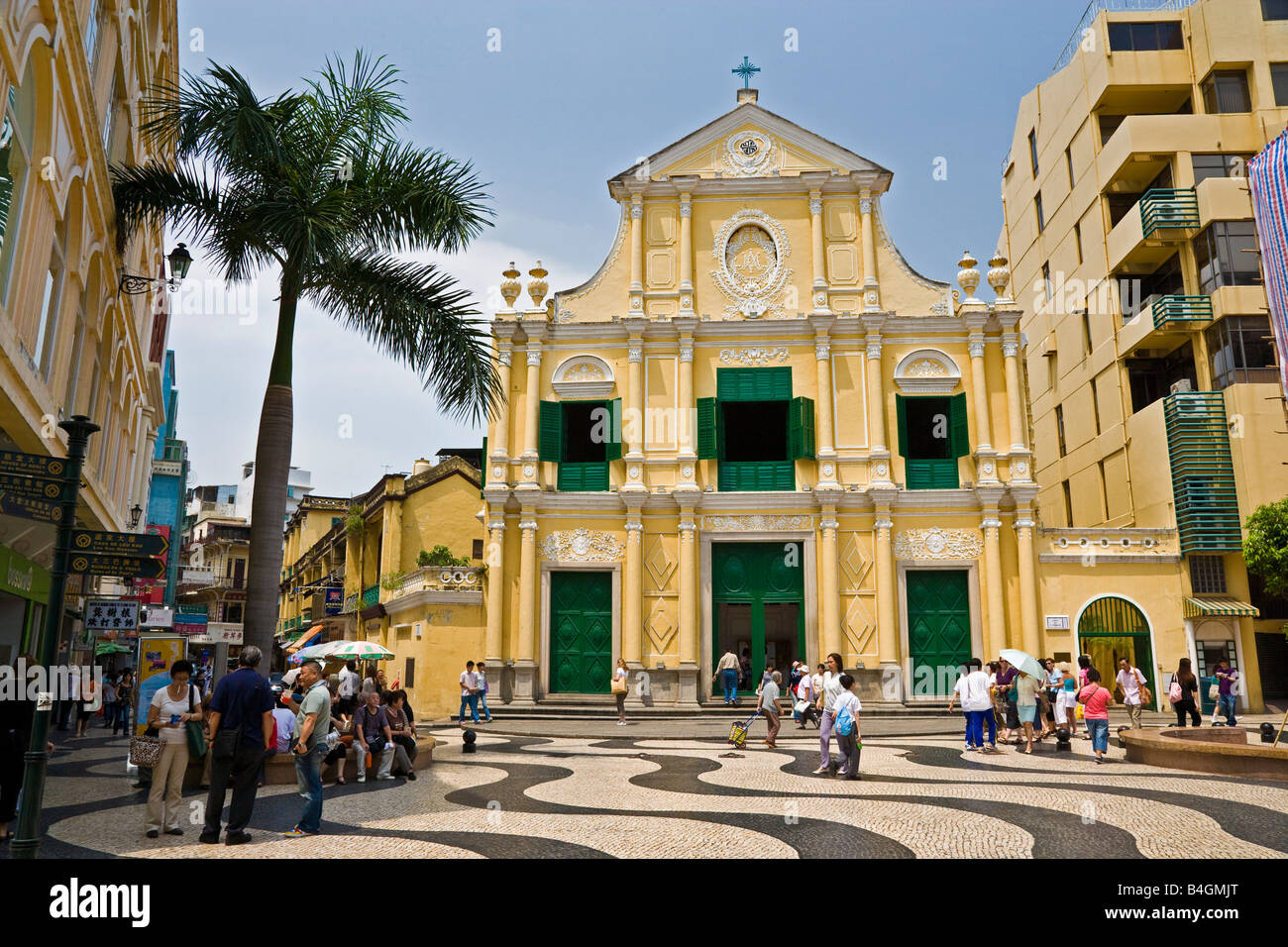 Facade of Saint Dominic's Church or Igreja de Sao Domingos Macau Stock Photo: 20036432 - Alamy