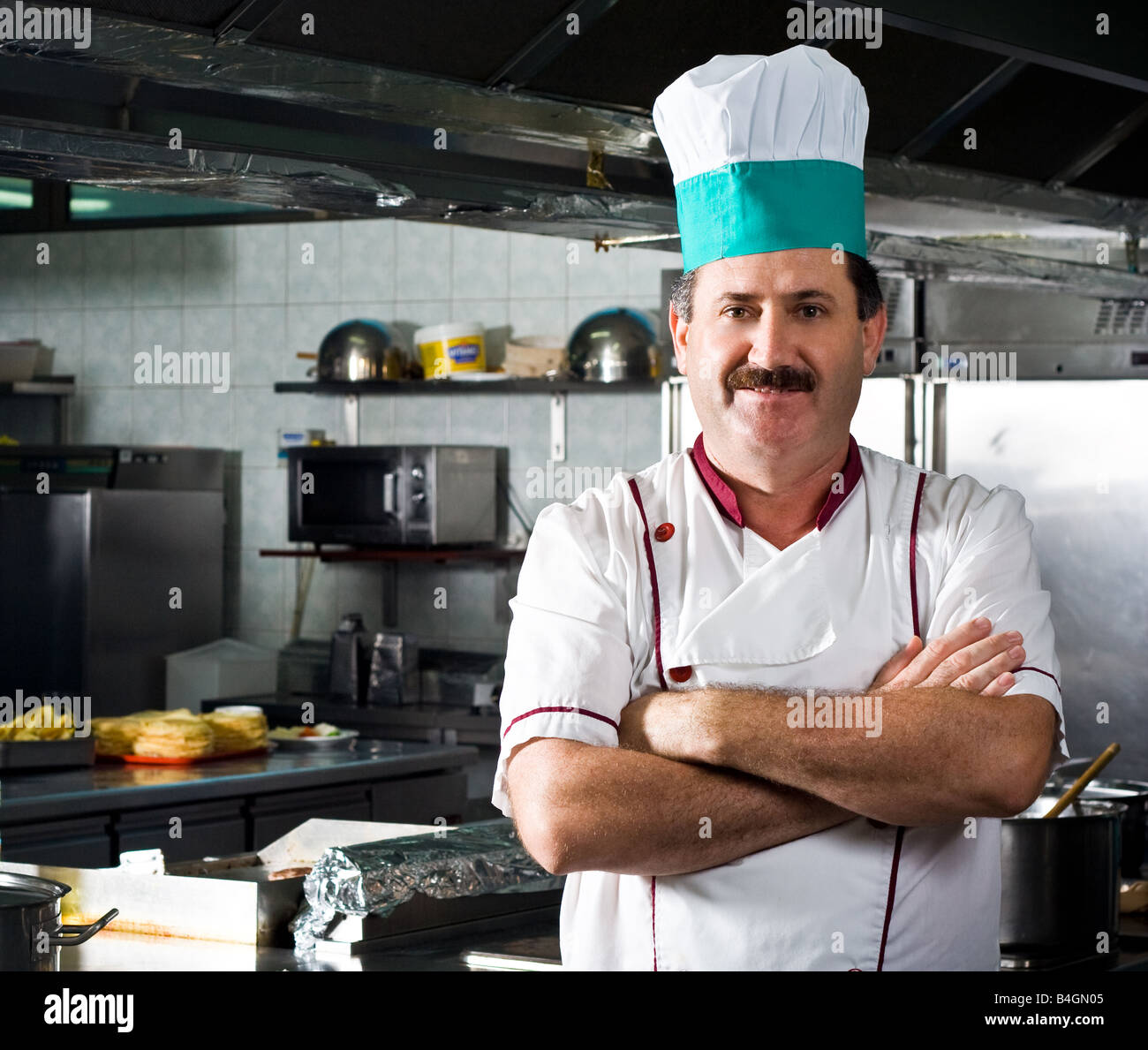 Chef restaurant hi-res stock photography and images - Alamy