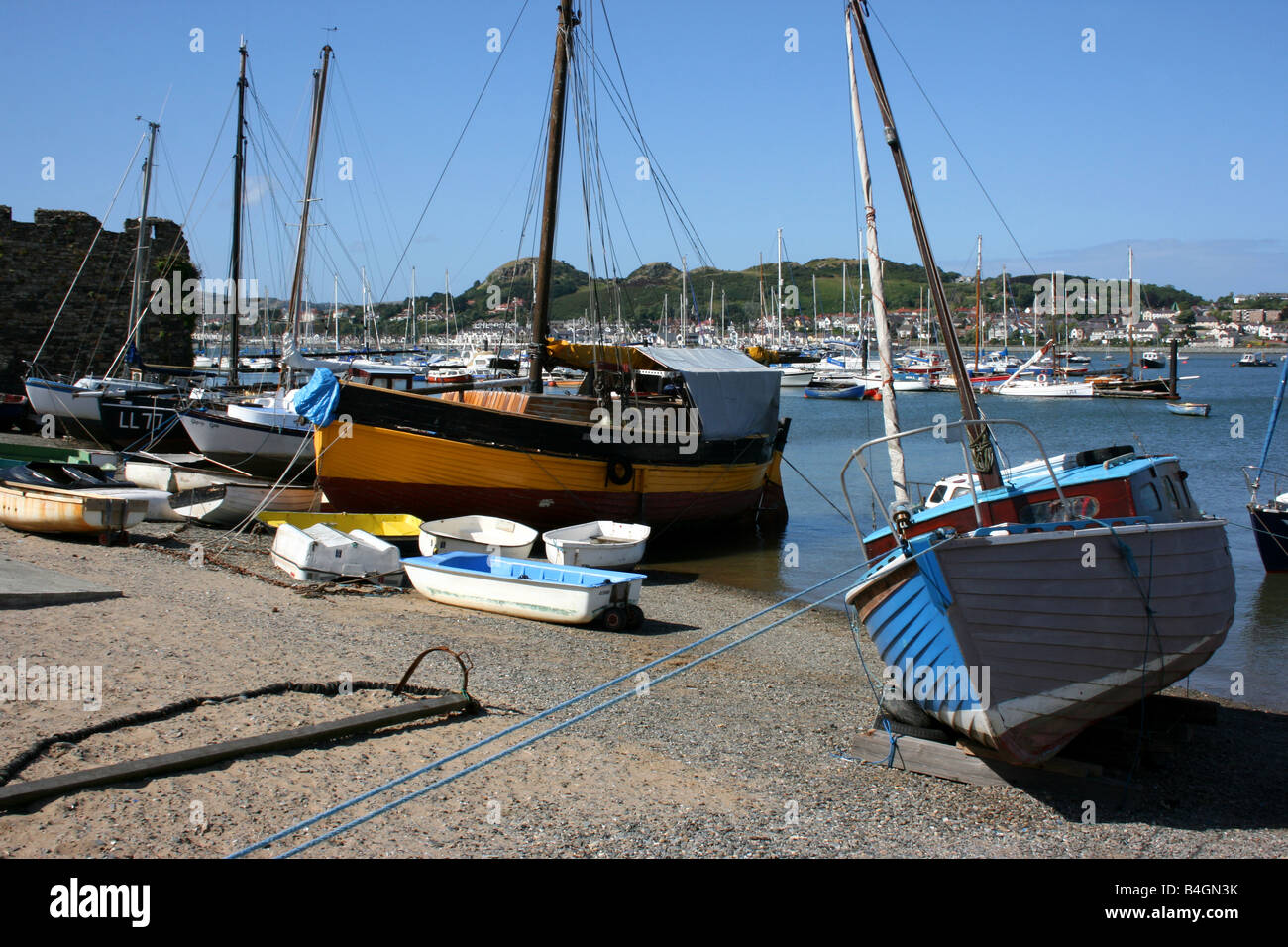Conwy harbour hi-res stock photography and images - Alamy
