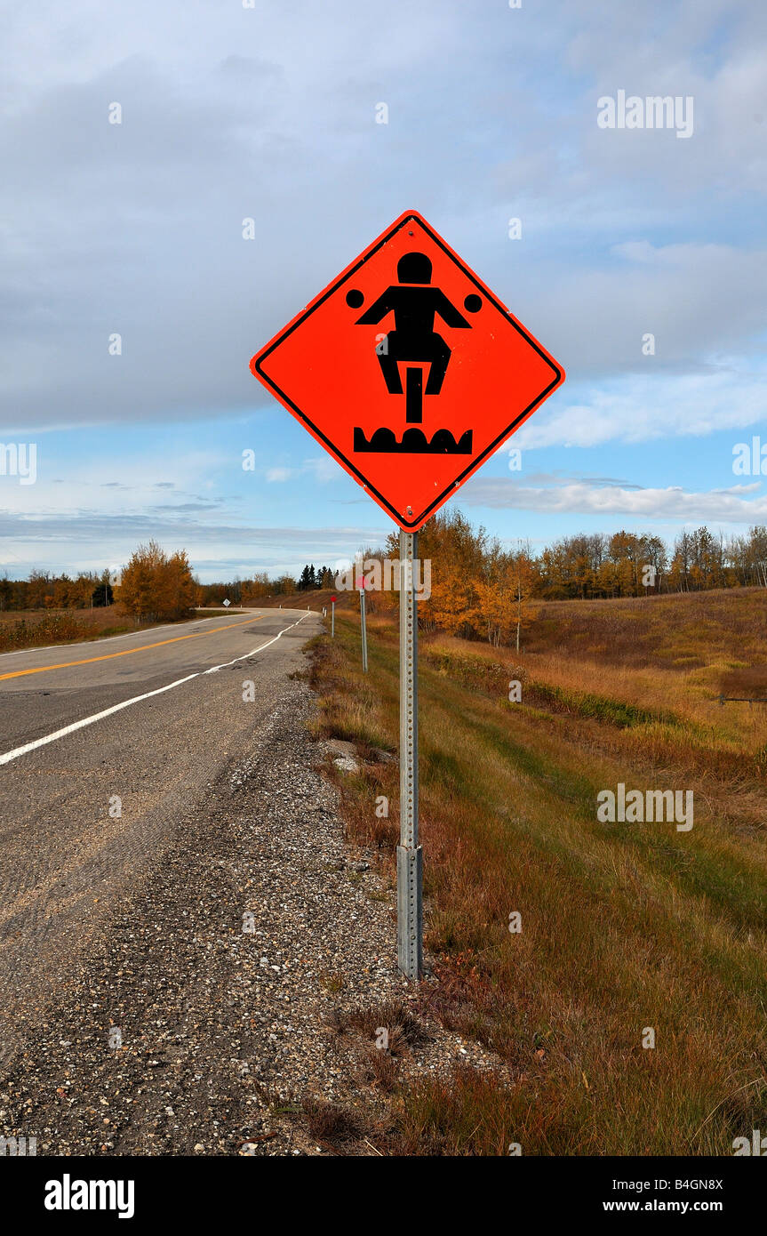 Bumpy road sign hi-res stock photography and images - Alamy