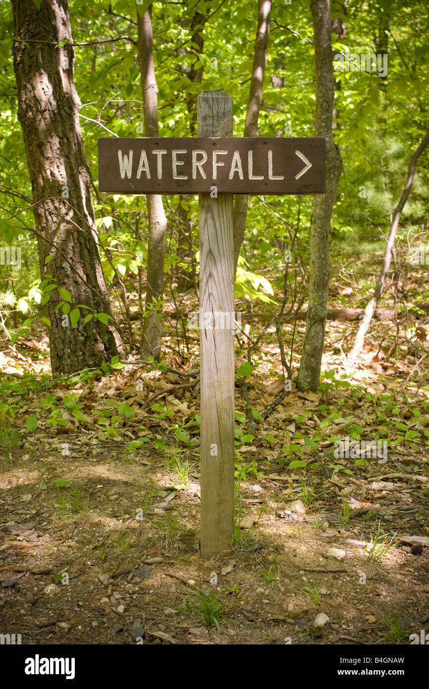 Walking post direction hi-res stock photography and images - Alamy