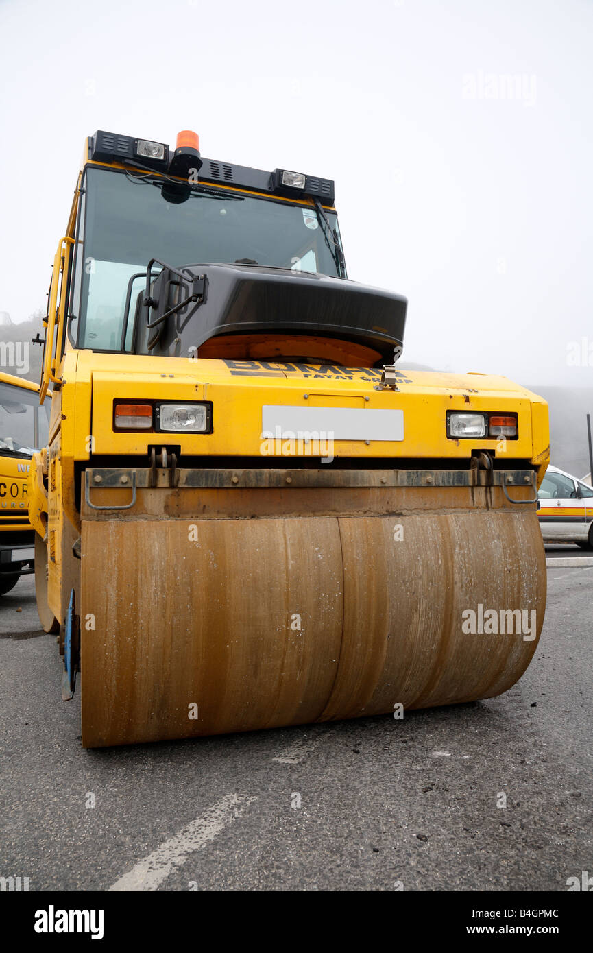 Steamroller hi-res stock photography and images - Alamy