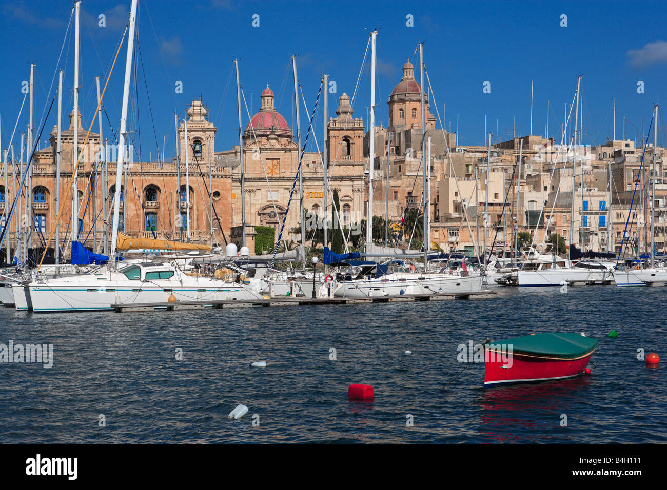 Malta dockyard hi-res stock photography and images - Alamy