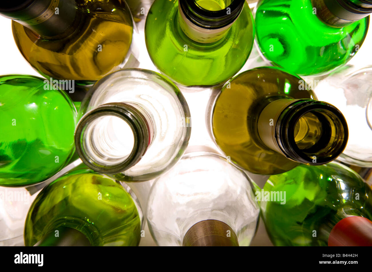 Empty bottles wine after party hi-res stock photography and images - Alamy