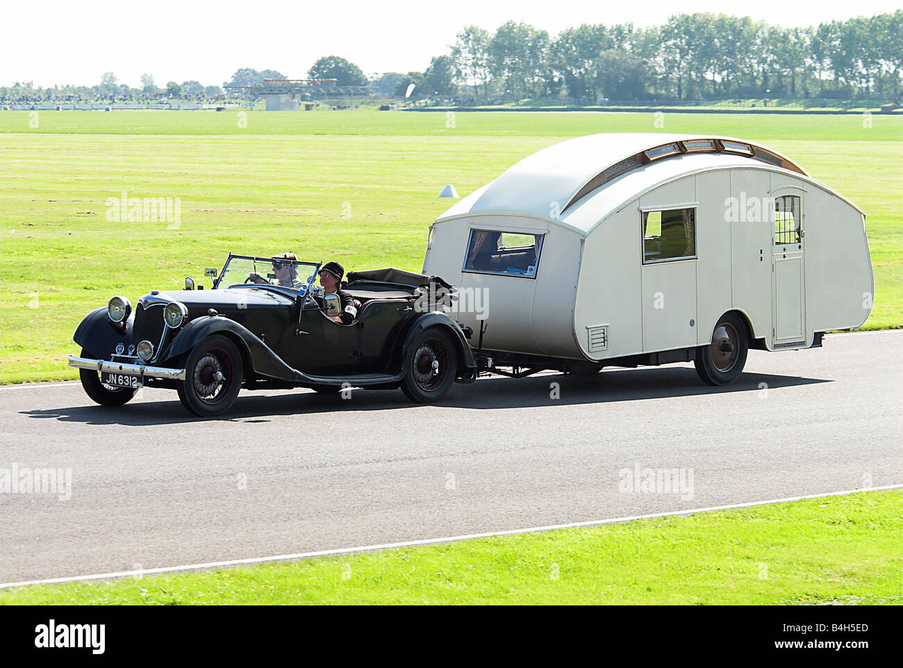 1950s english caravan hi-res stock photography and images - Alamy