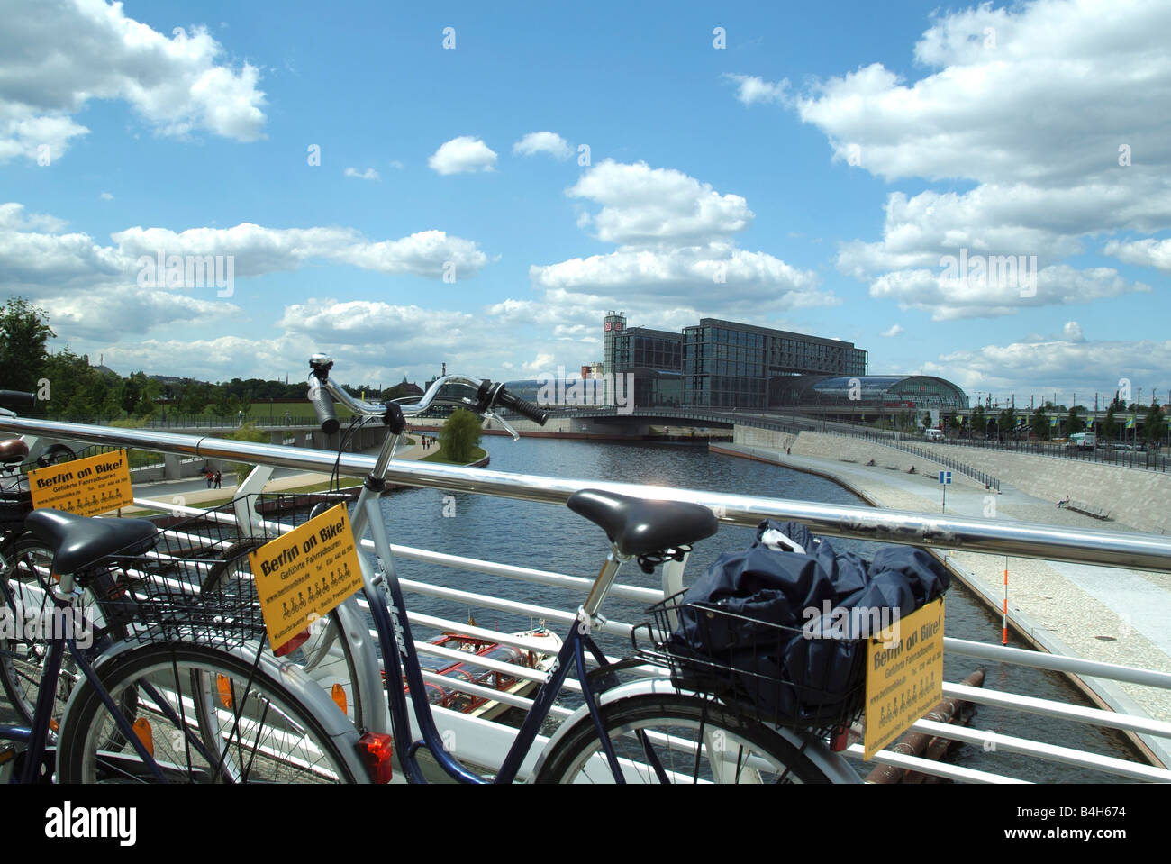 High angle shot bicycles hi-res stock photography and images - Alamy