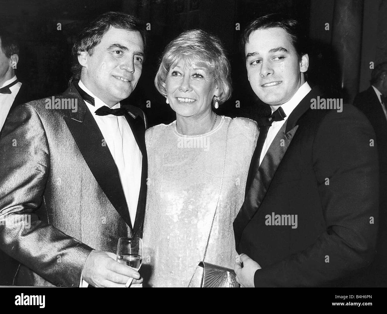 Liz Dawn Actress stars in Coronation Street pictured with William ...