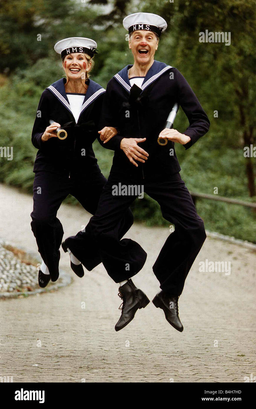 Edward petherbridge hi-res stock photography and images - Alamy