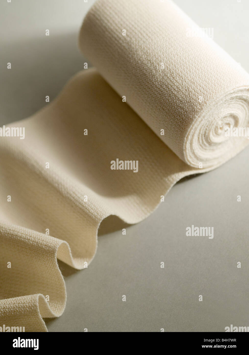 Suspensory bandage hi-res stock photography and images - Alamy