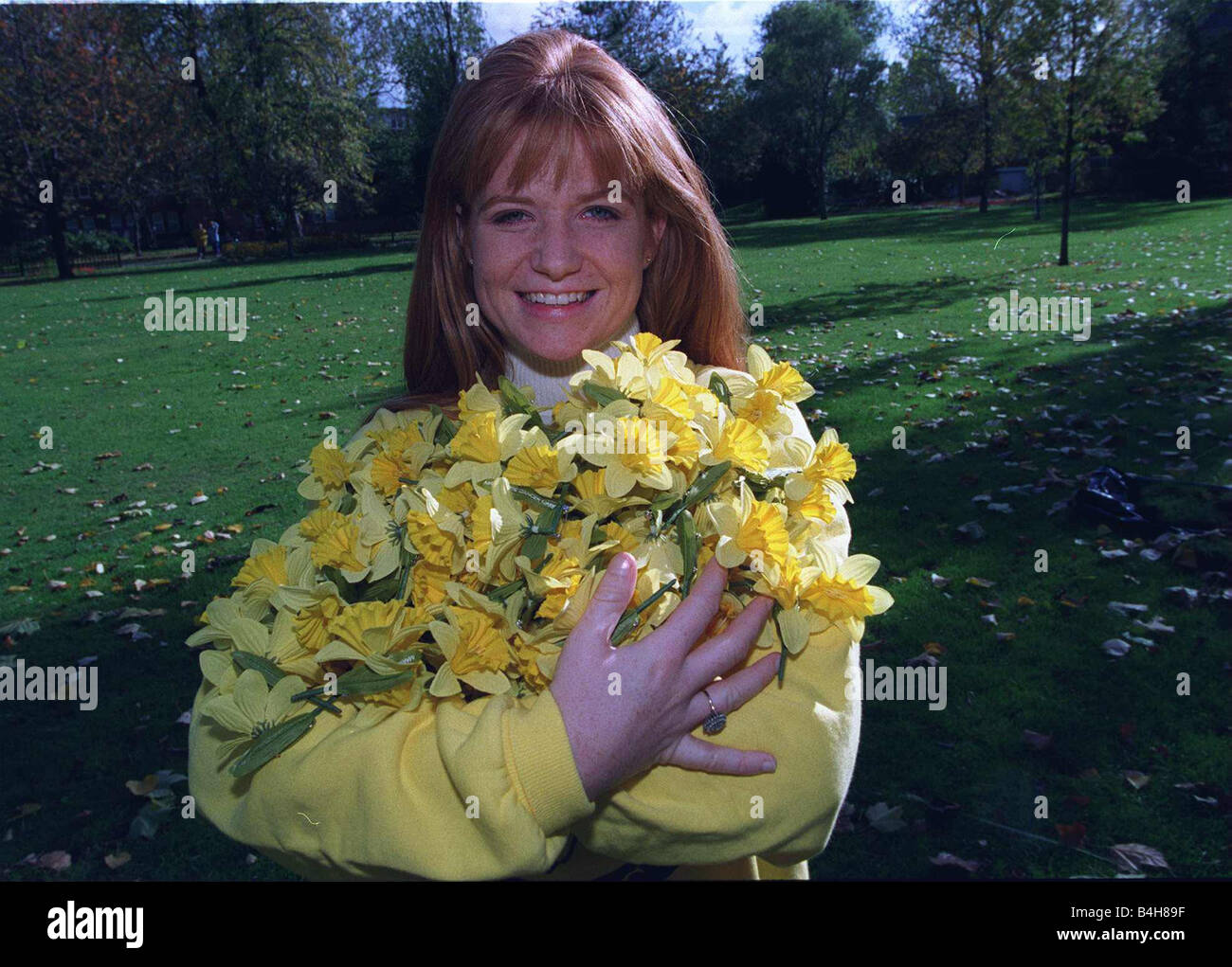 Actress patsy palmer hi-res stock photography and images - Alamy