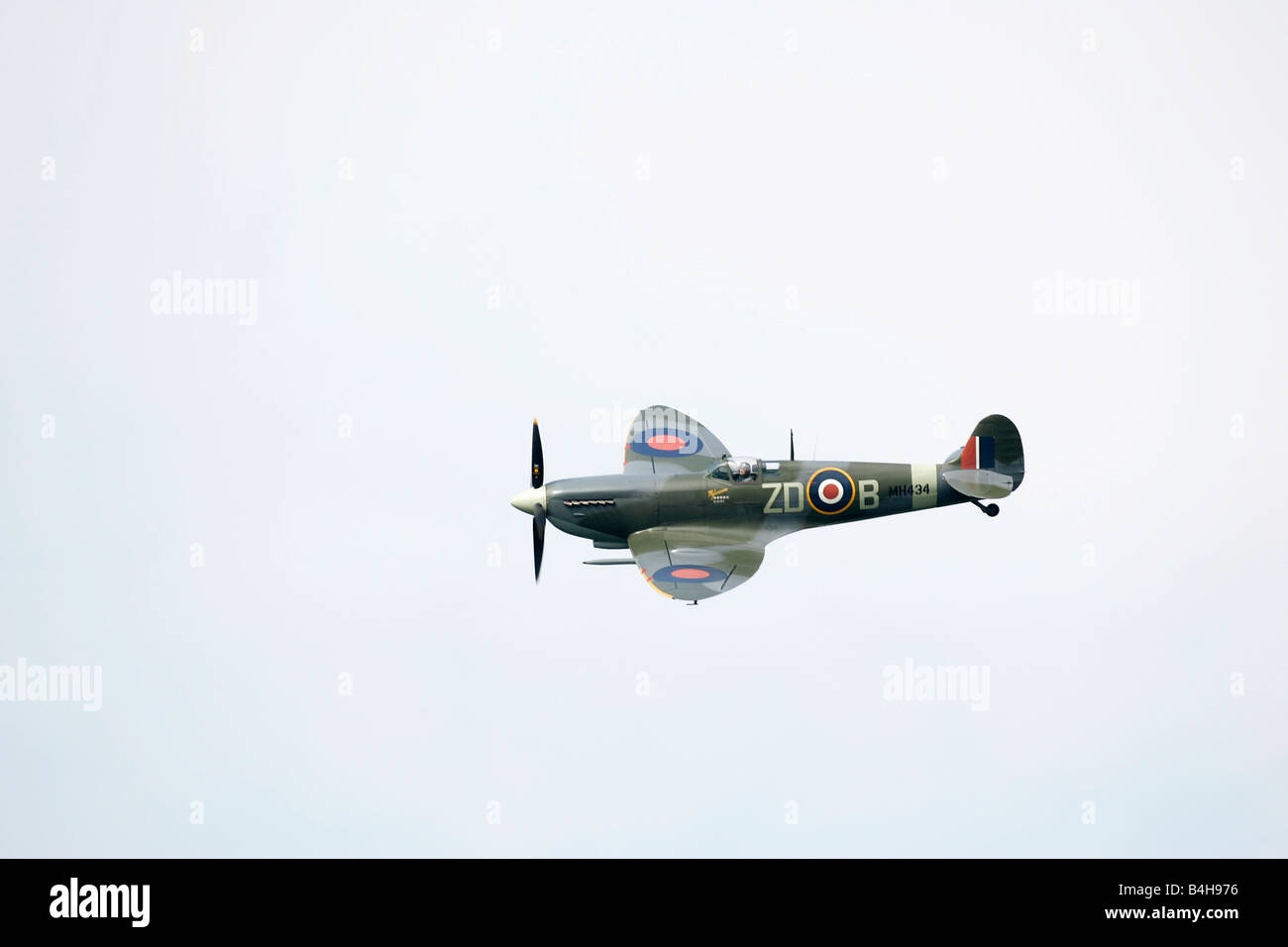 R.j Mitchell Spitfire Stock Photos & R.j Mitchell Spitfire Stock Images ...