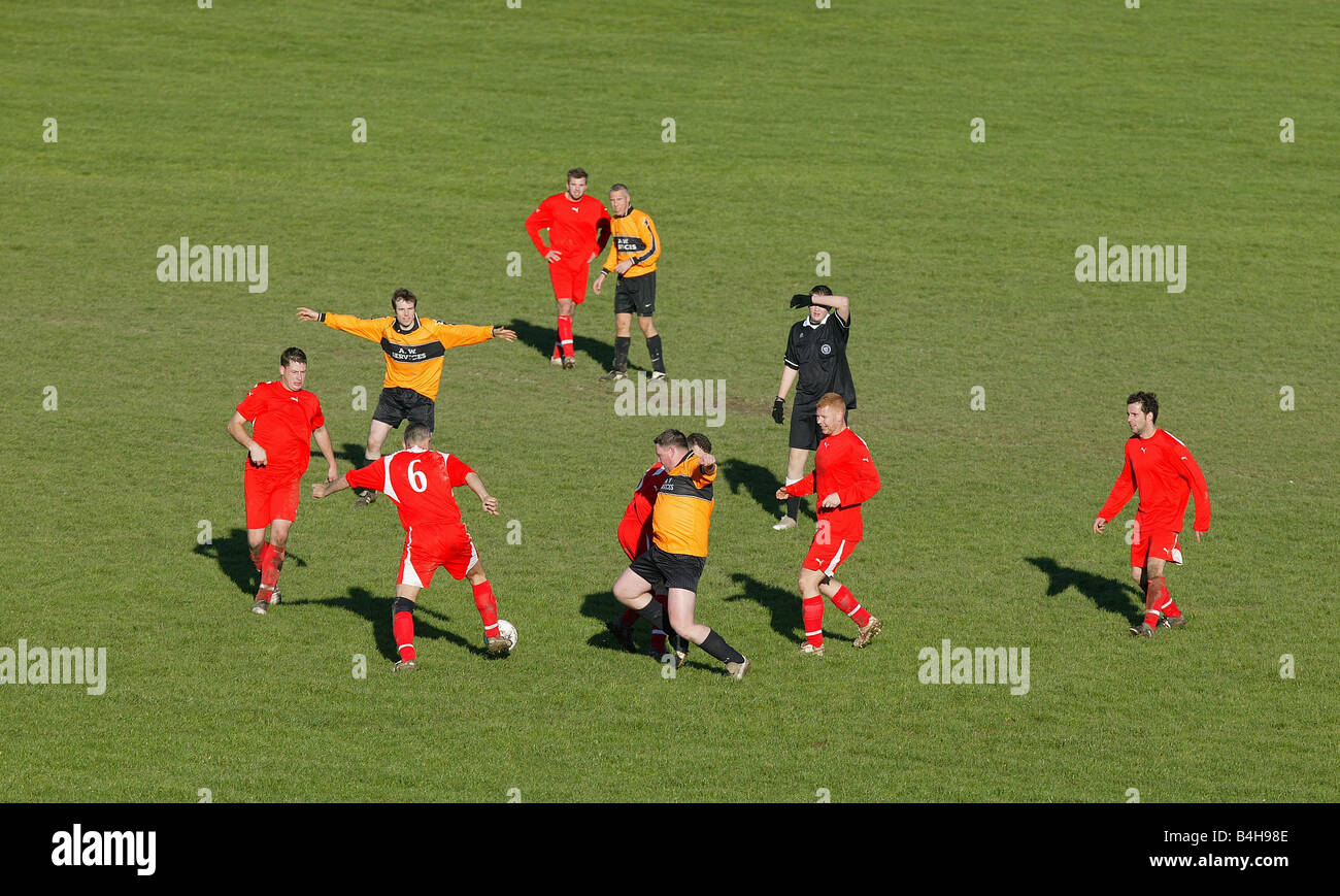 Sunday league football in park hi-res stock photography and images - Alamy