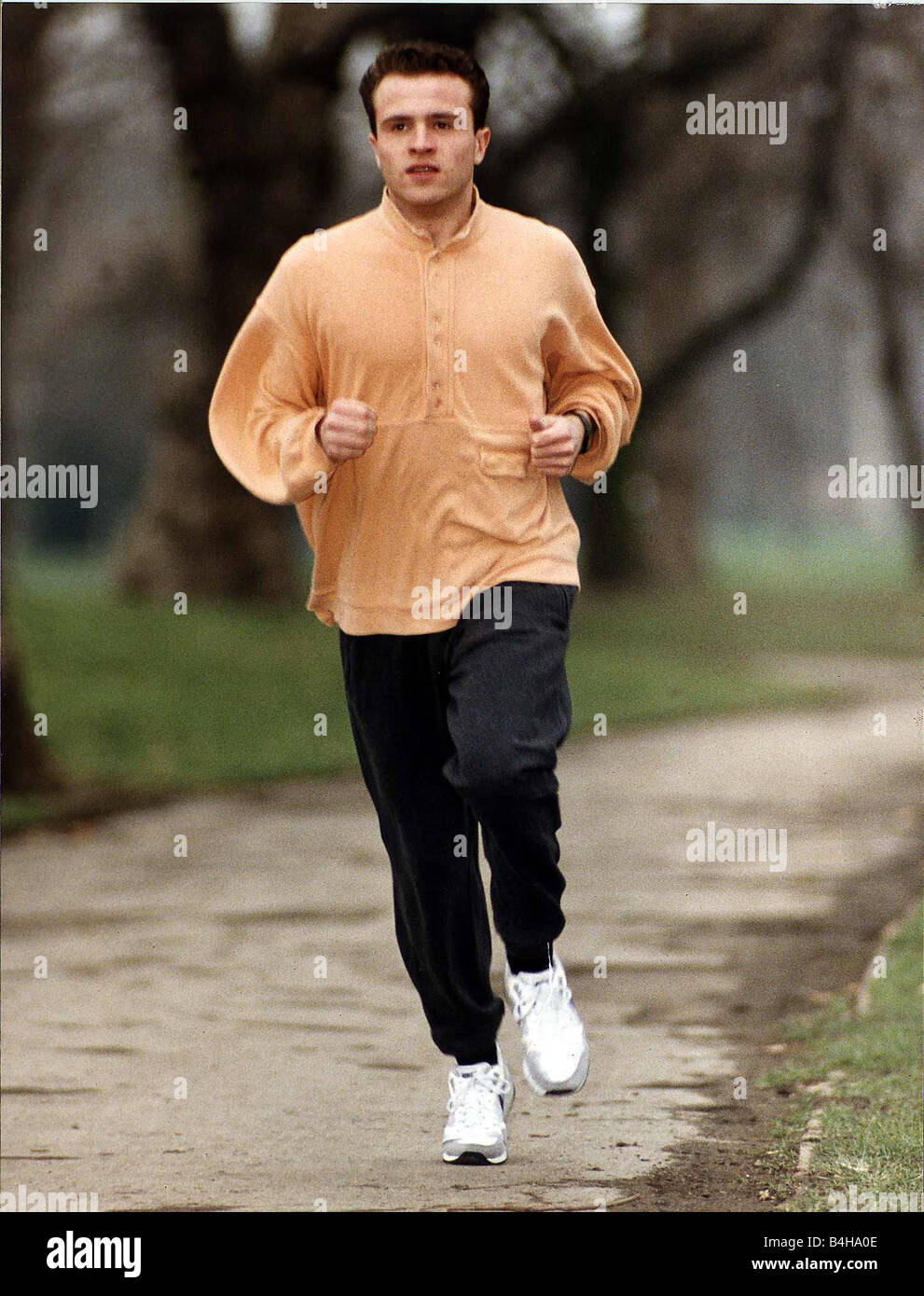 Colin Aldridge actor jogging Stock Photo - Alamy