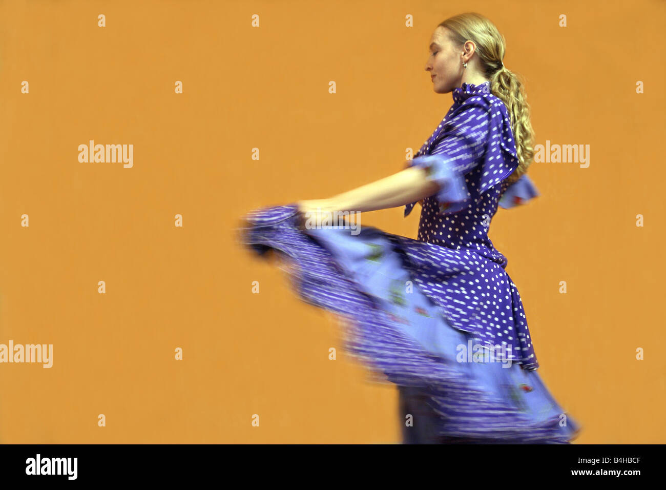 Ponytail female profile head shot hi-res stock photography and images ...