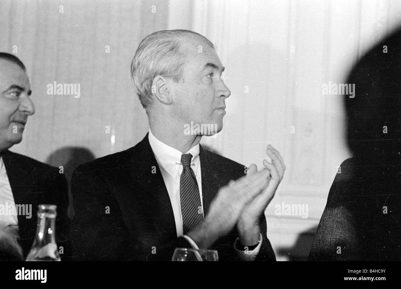 Famous actors 1950s hi-res stock photography and images - Alamy