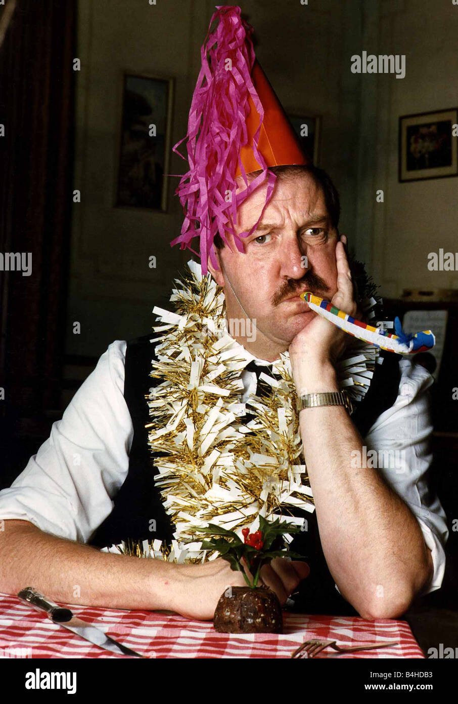 Gordon Kaye High Resolution Stock Photography and Images - Alamy