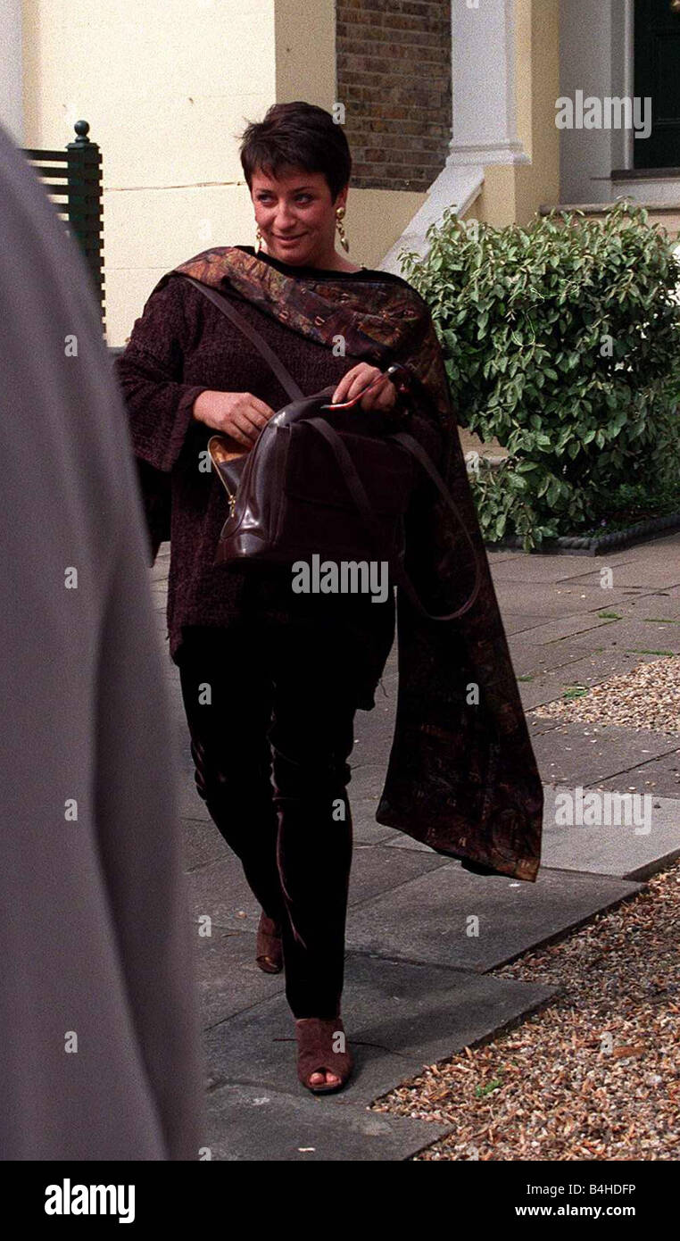 Caroline quentin hi-res stock photography and images - Alamy