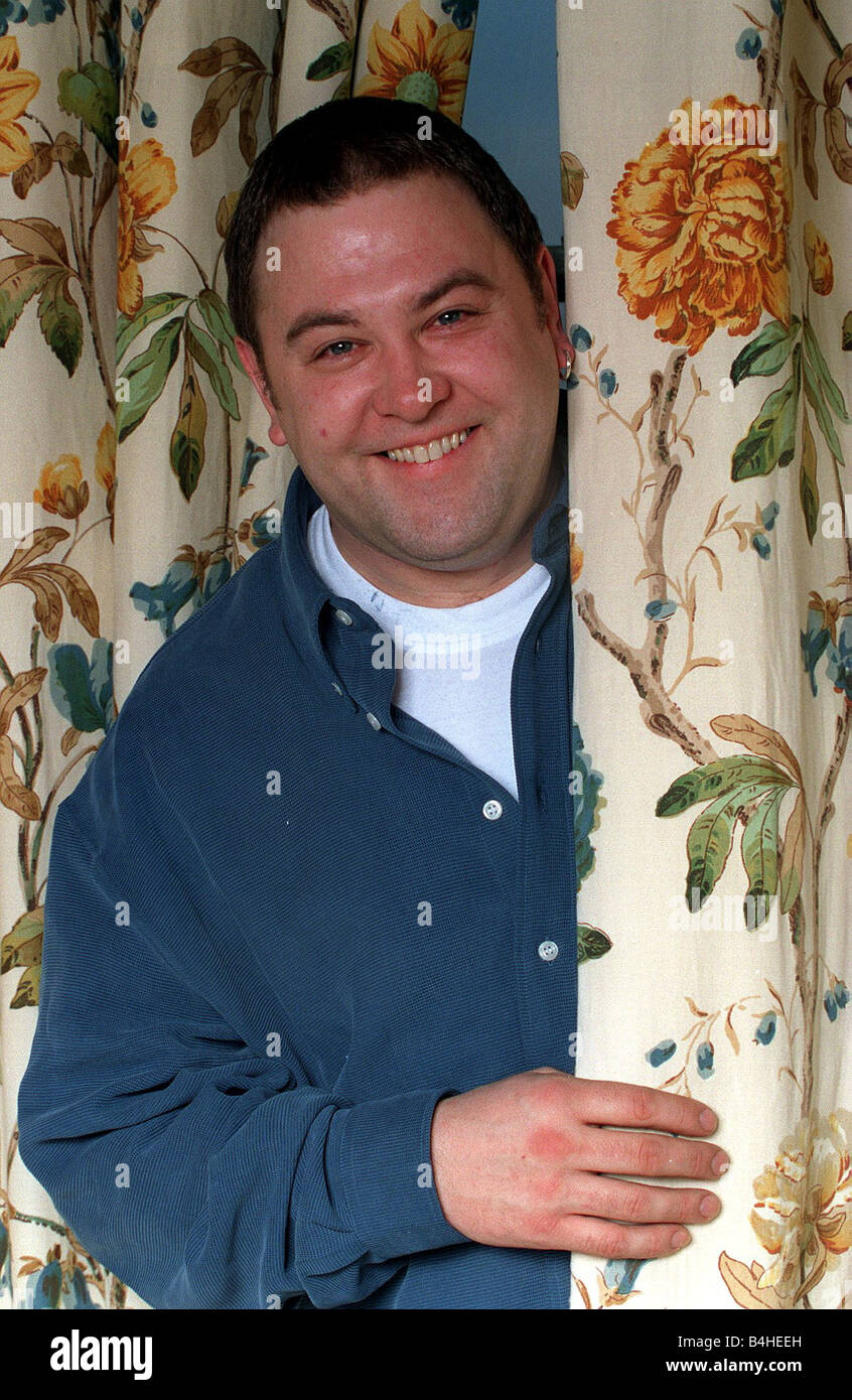 Mark Addy actor who starred in film Full Monty Feb 1998 Stock Photo - Alamy