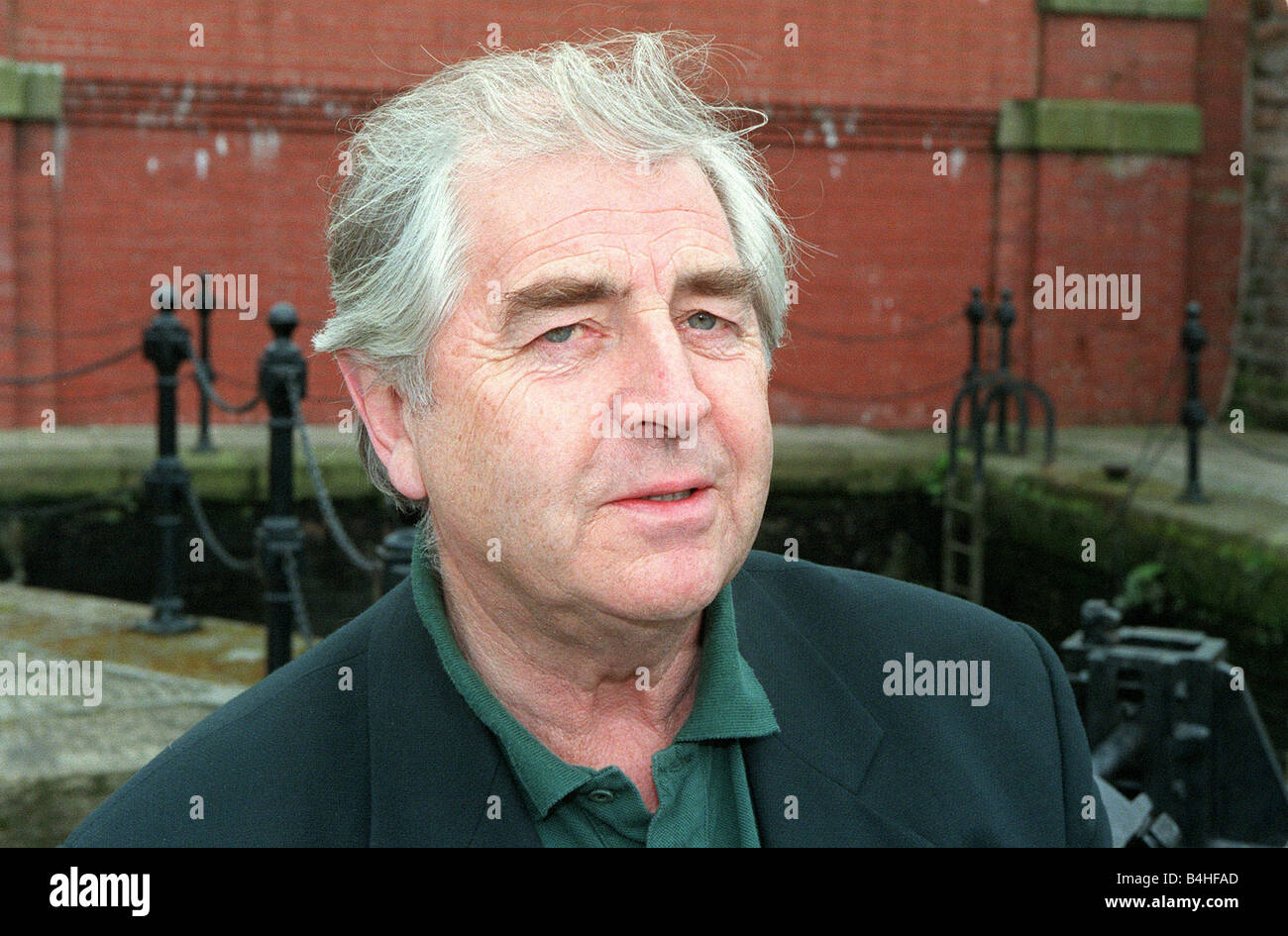 Peter Baldwin Actor April 98 Ex Coronation street actor Stock Photo - Alamy