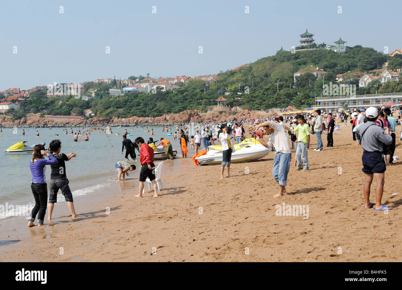 Qingdao beach china hi-res stock photography and images - Alamy