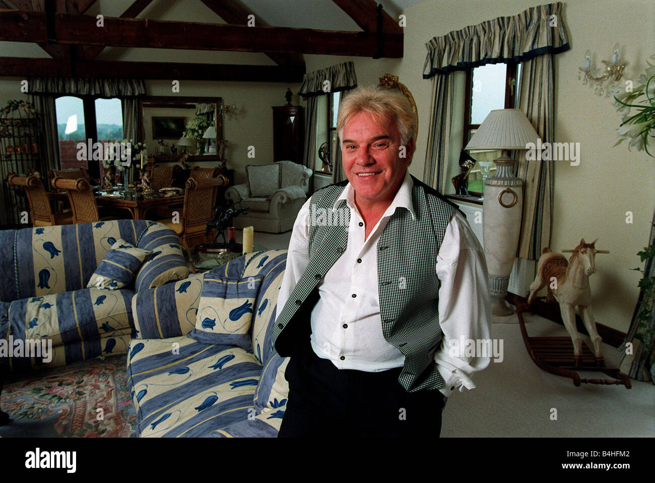 Freddie Starr Comedian Actor Actor June 98 At home in his luxury house ...
