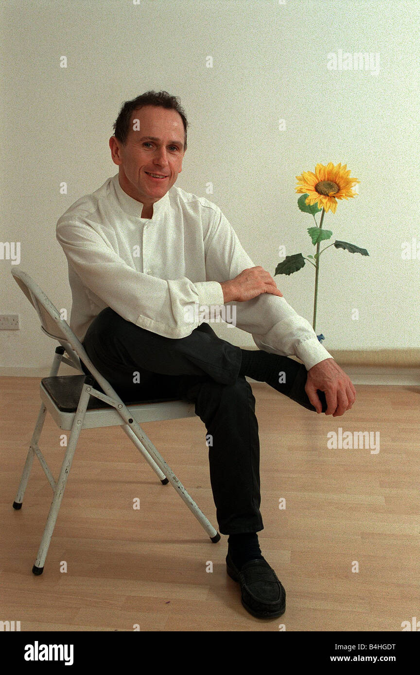 Wayne Sleep Dancer Actor September 98 At home relaxing sitting on chair ...