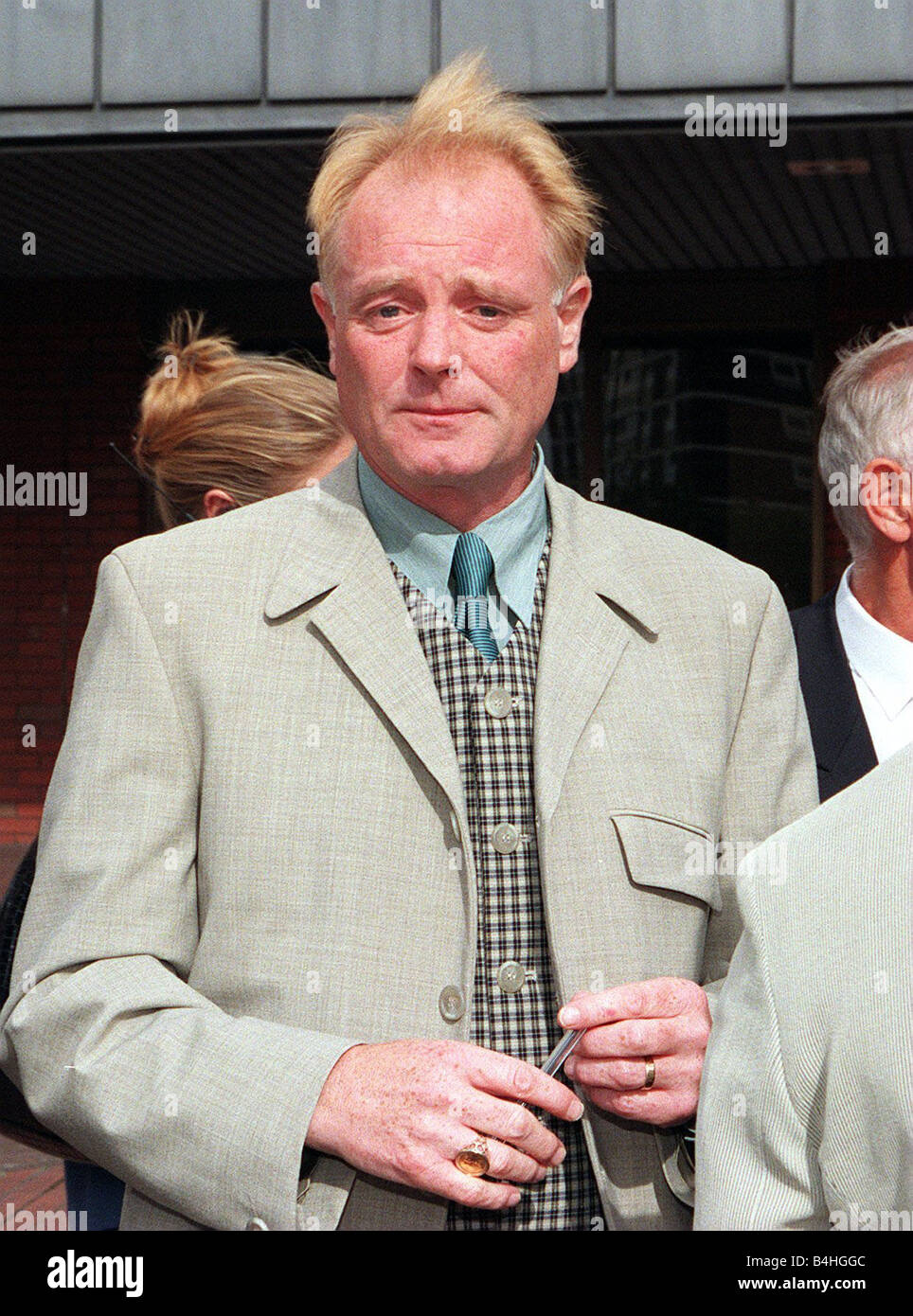 Actor bruce jones who plays les battersby 1998 In coronation street ...