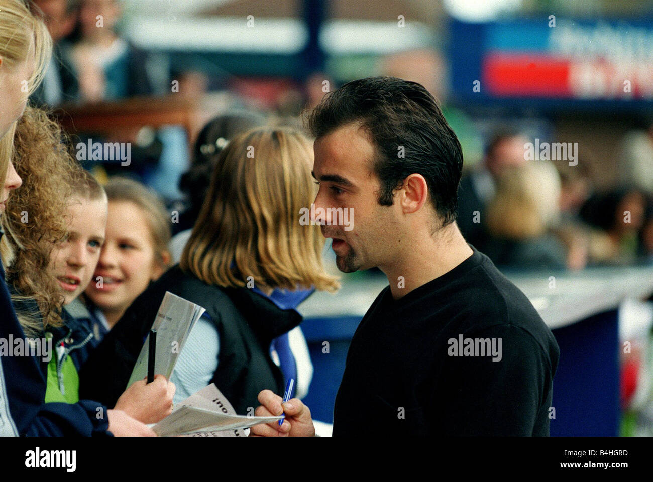 Michael Le Vell Actor September 98 Coronation street actor talking to ...