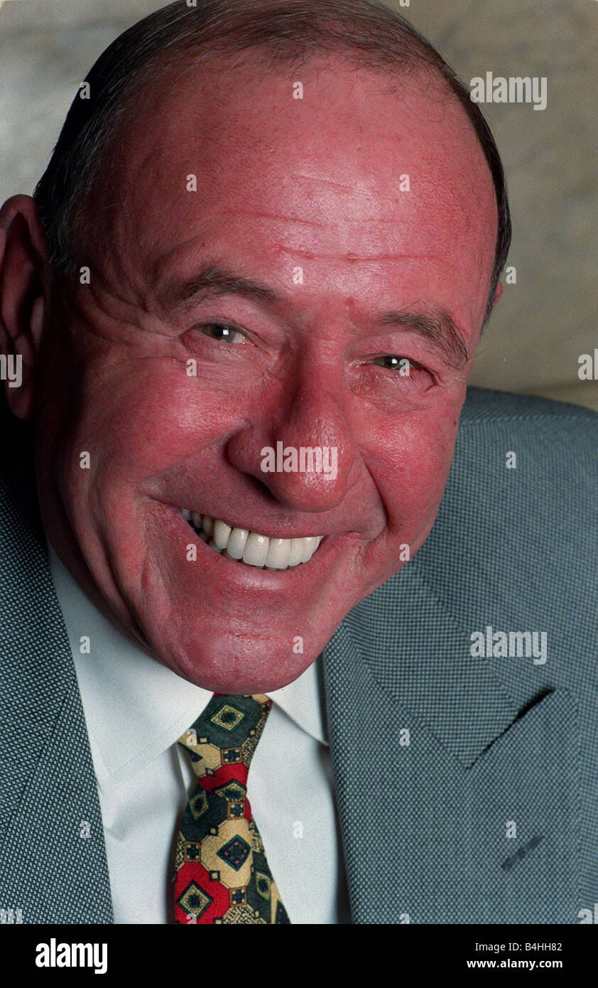 Mike Reed Actor Comedian November 98 Actor who stars in Eastenders ...