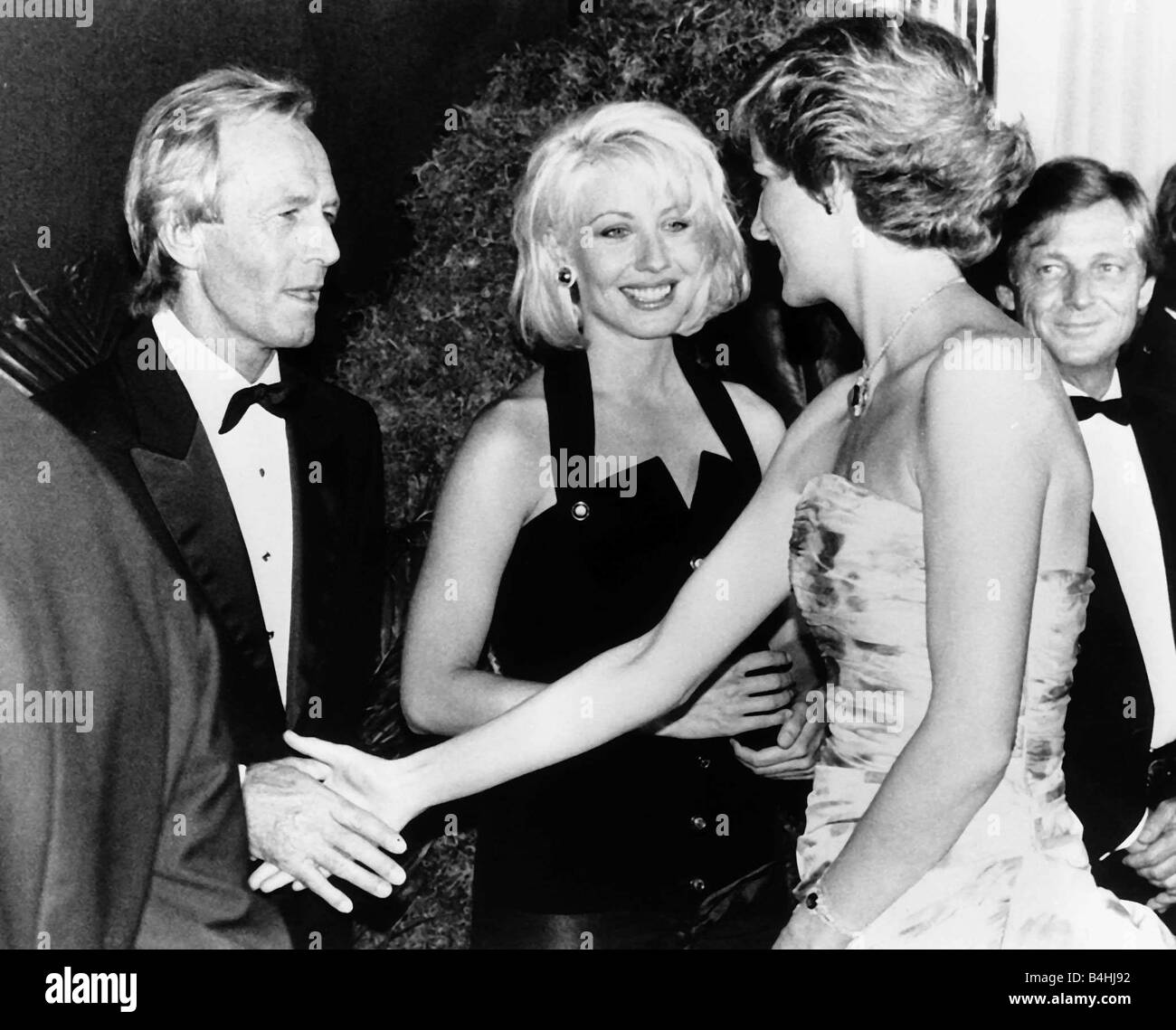 Paul Hogan actor shakes hands with Princess Diana in June 1988 at ...