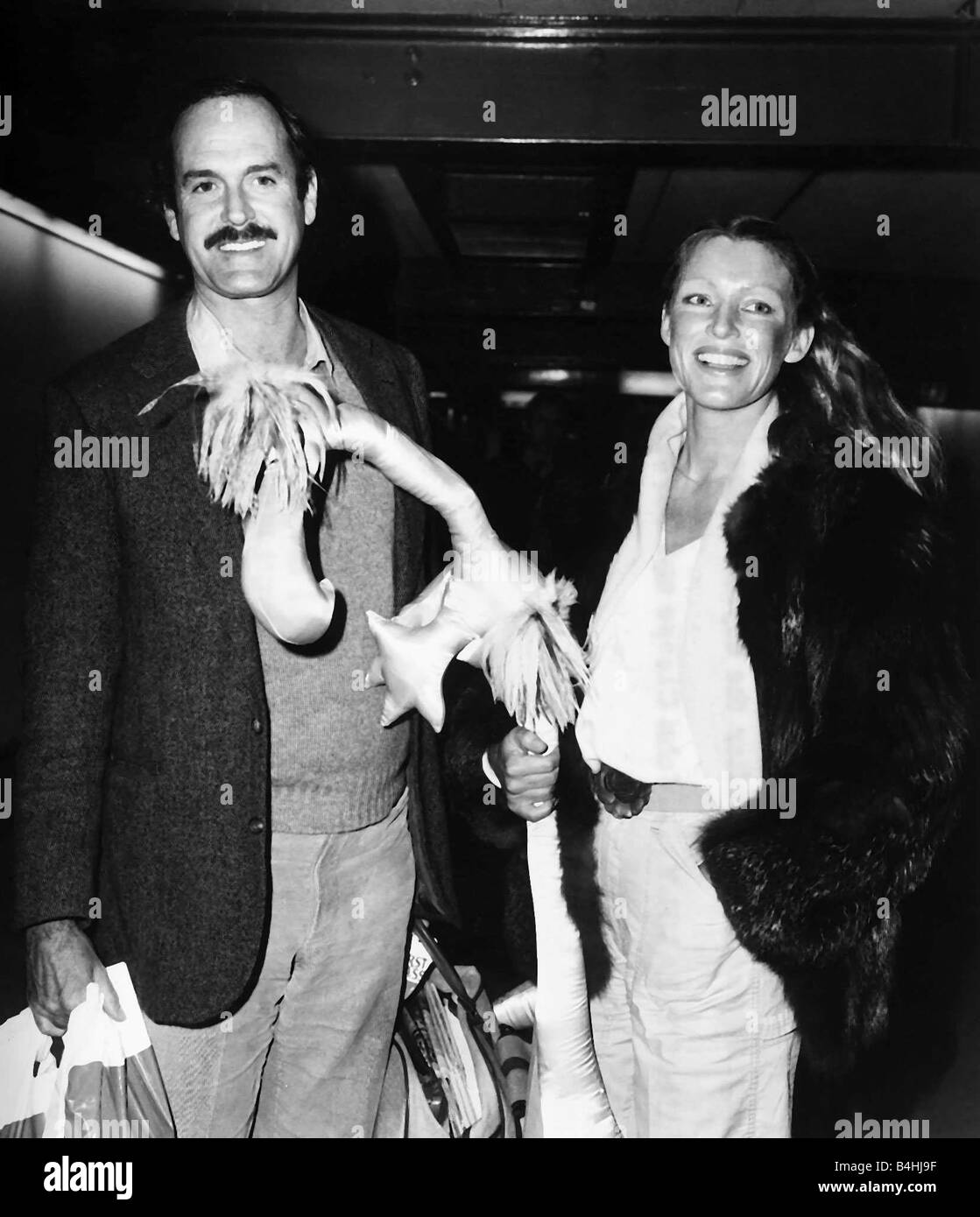 John cleese actor hi-res stock photography and images - Alamy