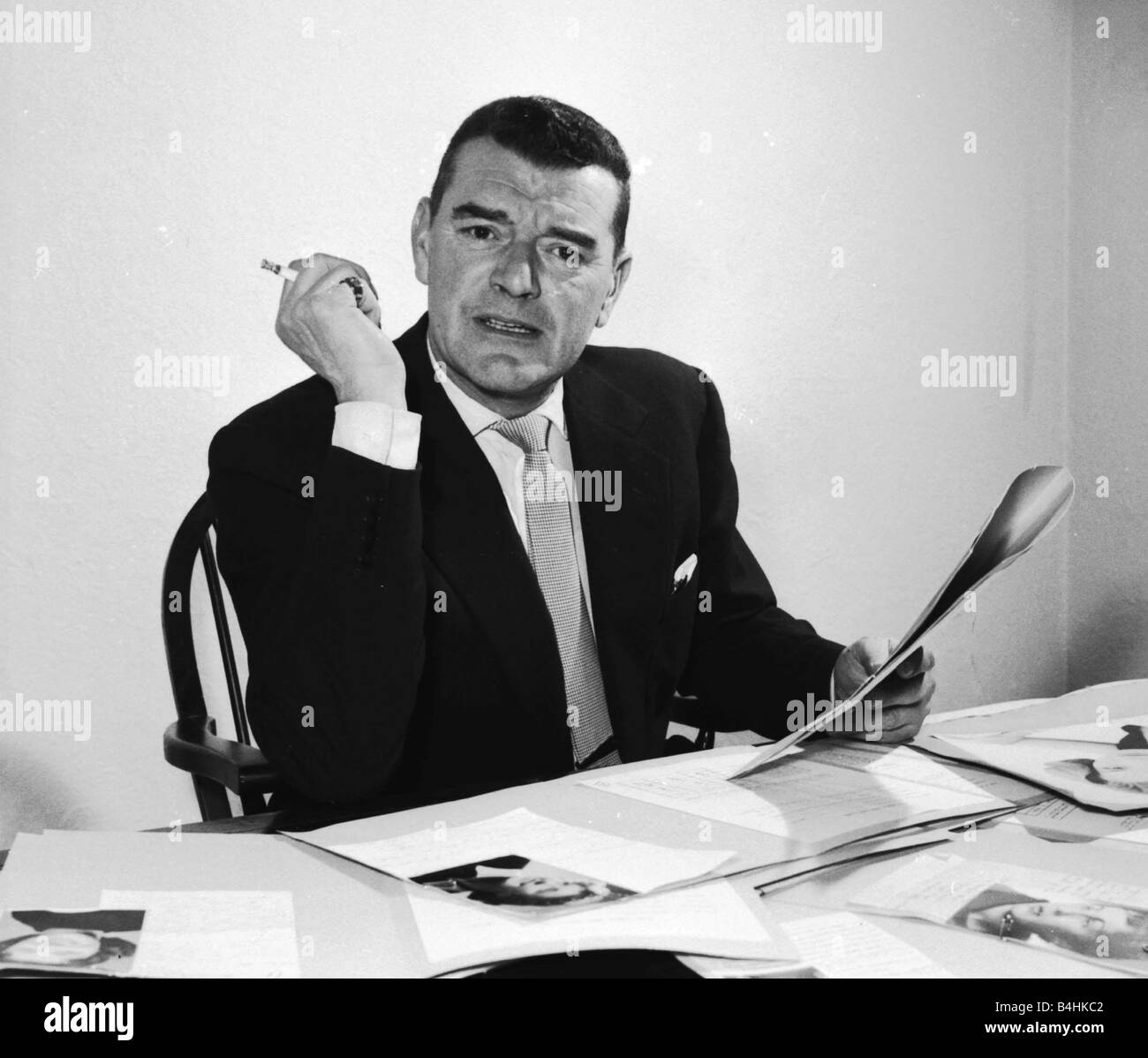 Jack hawkins actor hi-res stock photography and images - Alamy