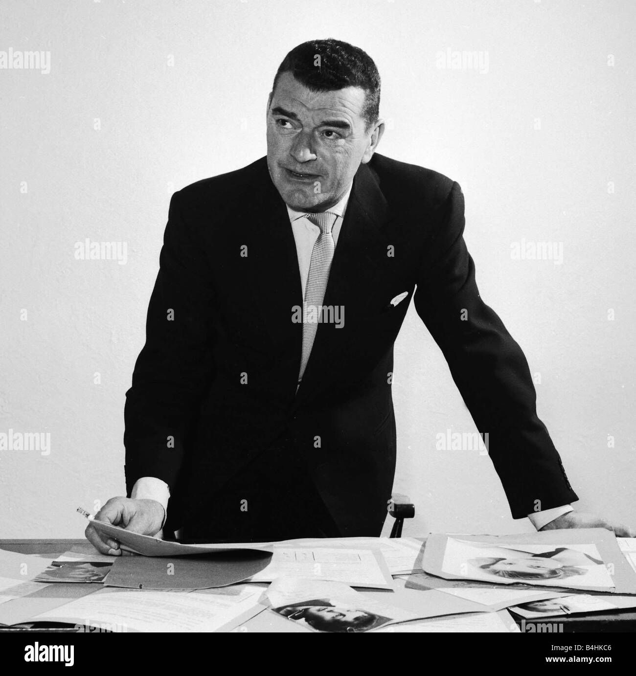 Jack hawkins actor hi-res stock photography and images - Alamy