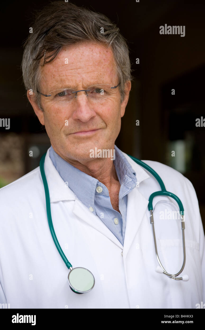 Old portraits of doctors hi-res stock photography and images - Alamy